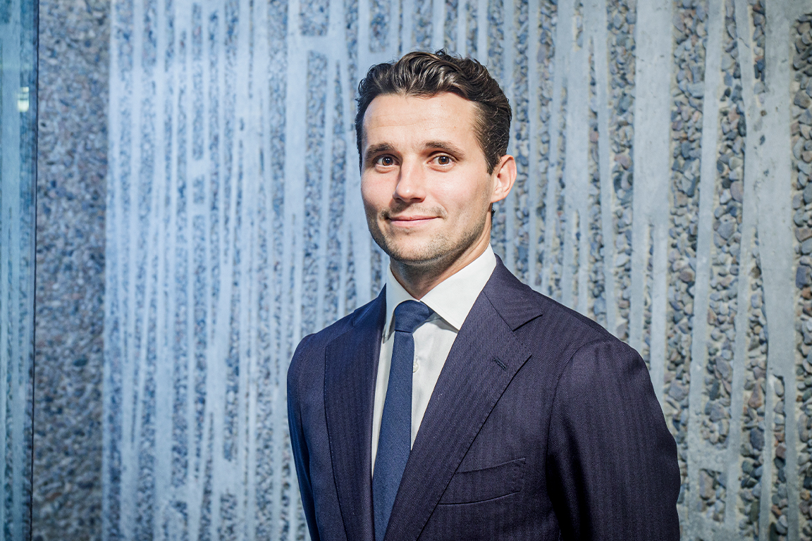 Thomas Dowling Næss i SB1 Markets kåres til Norges beste analytikere på ...